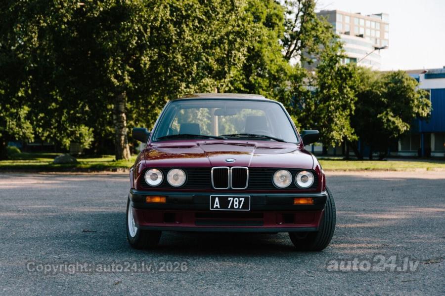 Sarkans BMW 3 Series 1988 Tallina, ar dzinēja tilpumu 2.44 L un nobraukumu 303 tūkst. km par 25000 €, foto 2 vietnē AUTOMOTO.COM.LV