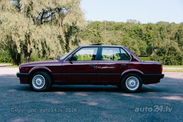 Red BMW 3 Series 1988 in Tallinn, with an engine capacity of 2.44 L and mileage of 303 thousand km for 25000 €, photo 3 on AUTOMOTO.COM.LV