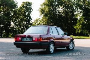 Sarkans BMW 3 Series 1988 Tallina, ar dzinēja tilpumu 2.44 L un nobraukumu 303 tūkst. km par 25000 €, foto 4 vietnē AUTOMOTO.COM.LV