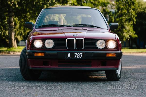 Red BMW 3 Series 1988 in Tallinn, with an engine capacity of 2.44 L and mileage of 303 thousand km for 25000 €, photo 6 on AUTOMOTO.COM.LV