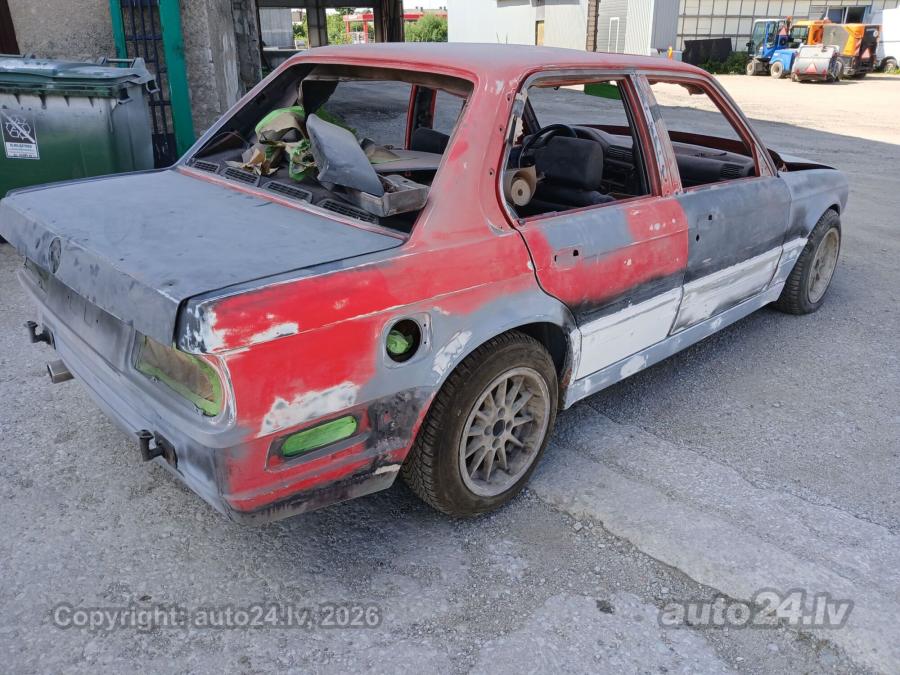 Sarkans BMW 3 Series 1988 Rakvere, ar dzinēja tilpumu 2.50 L un nobraukumu 0 tūkst. km par 5000 €, foto 4 vietnē AUTOMOTO.COM.LV