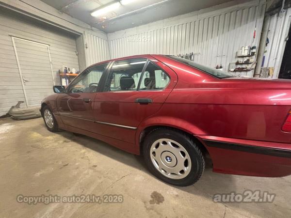 Sarkans BMW 3 Series 1991 Tallina, ar dzinēja tilpumu 1.80 L un nobraukumu 0 tūkst. km par 4000 €, foto 4 vietnē AUTOMOTO.COM.LV