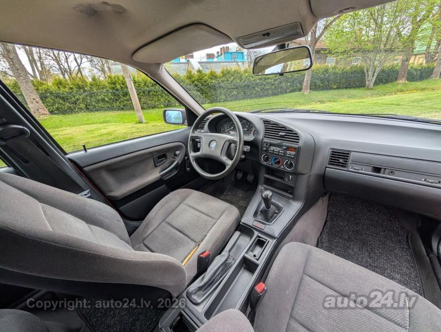 Sarkans BMW 3 Series 1992 Tallina, ar dzinēja tilpumu 0.00 L un nobraukumu 135 tūkst. km par 4400 €, foto 10 vietnē AUTOMOTO.COM.LV
