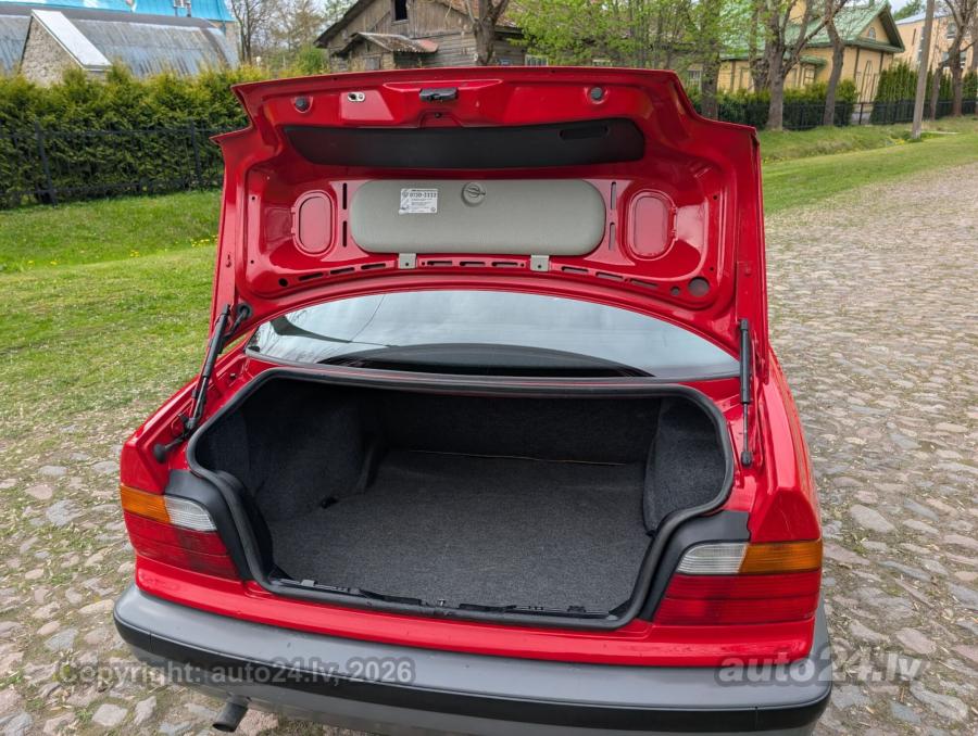 Sarkans BMW 3 Series 1992 Tallina, ar dzinēja tilpumu 0.00 L un nobraukumu 135 tūkst. km par 4400 €, foto 14 vietnē AUTOMOTO.COM.LV