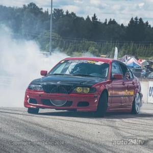 Sarkans BMW 3 Series 1998 Tallina, ar dzinēja tilpumu 2.80 L un nobraukumu 230 tūkst. km par 3200 €, foto 3 vietnē AUTOMOTO.COM.LV
