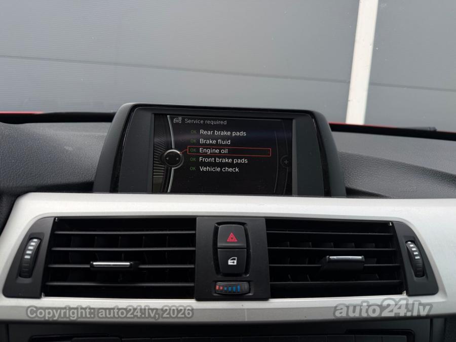 Sarkans BMW 3 Series 2014 Tallina, ar dzinēja tilpumu 2.00 L un nobraukumu 261 tūkst. km par 9990 €, foto 20 vietnē AUTOMOTO.COM.LV