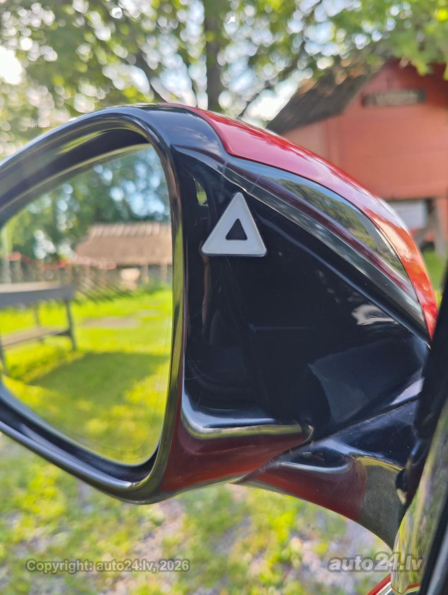 Red BMW 3 Series 2018 in Tallinn, with an engine capacity of 2.00 L and mileage of 91 thousand km for 23000 €, photo 12 on AUTOMOTO.COM.LV