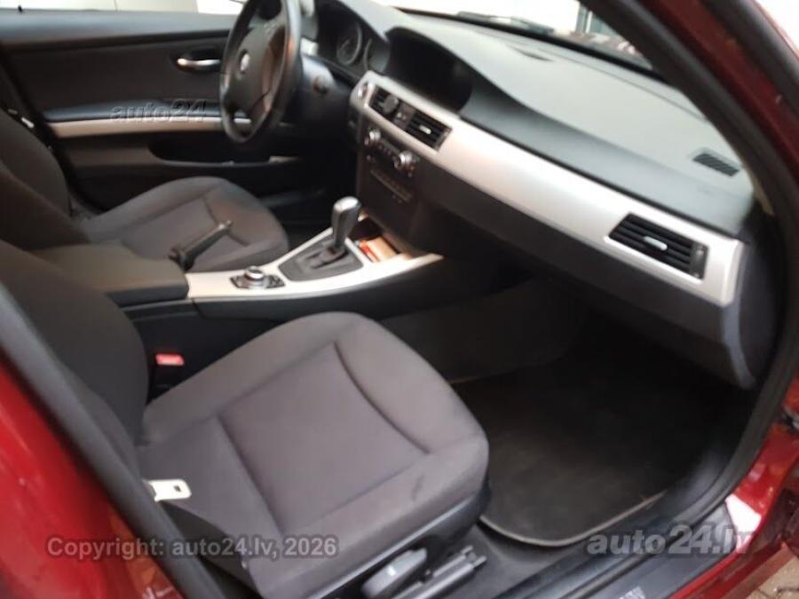 Sarkans BMW 3 Series 2011 Tartu, ar dzinēja tilpumu 2.00 L un nobraukumu 239 tūkst. km par 6300 €, foto 12 vietnē AUTOMOTO.COM.LV