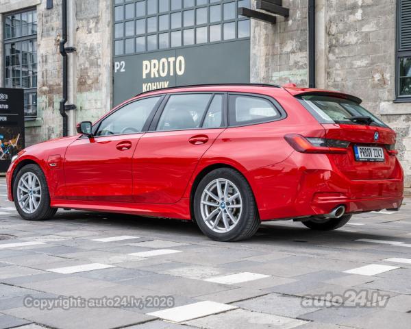 Sarkans BMW 3 Series 2022 Tallina, ar dzinēja tilpumu 2.00 L un nobraukumu 117 tūkst. km par 26990 €, foto 6 vietnē AUTOMOTO.COM.LV