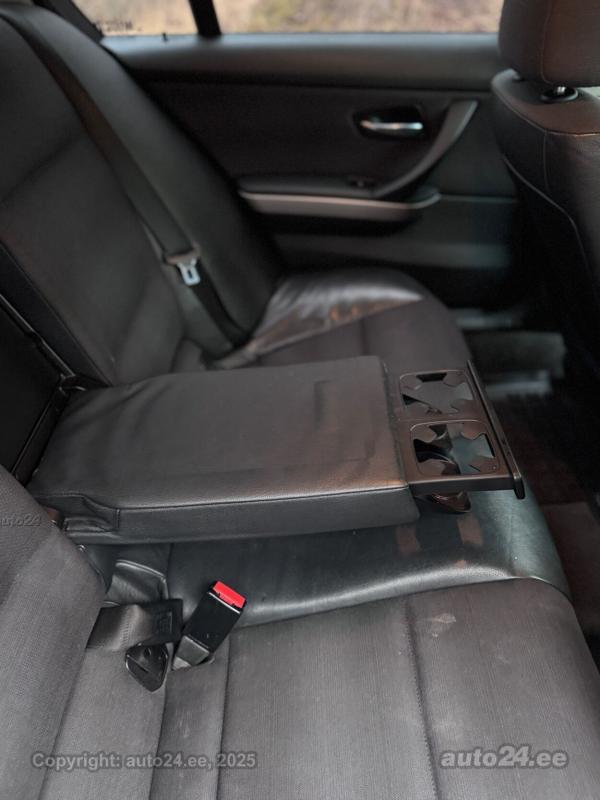 BMW 3 Series 2006 Tallina, ar dzinēja tilpumu 2.00 L un nobraukumu 369 tūkst. km par 3499 €, foto 11 vietnē AUTOMOTO.COM.LV