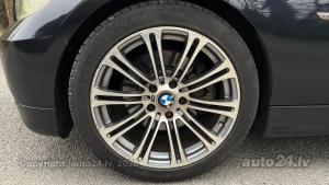 BMW 3 Series 2006 Tallina, ar dzinēja tilpumu 3.00 L un nobraukumu 282 tūkst. km par 6980 €, foto 11 vietnē AUTOMOTO.COM.LV