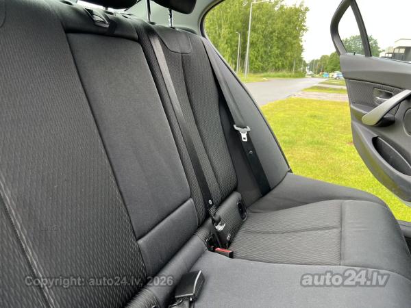 BMW 3 Series 2013 Tallina, ar dzinēja tilpumu 2.00 L un nobraukumu 129 tūkst. km par 10800 €, foto 7 vietnē AUTOMOTO.COM.LV