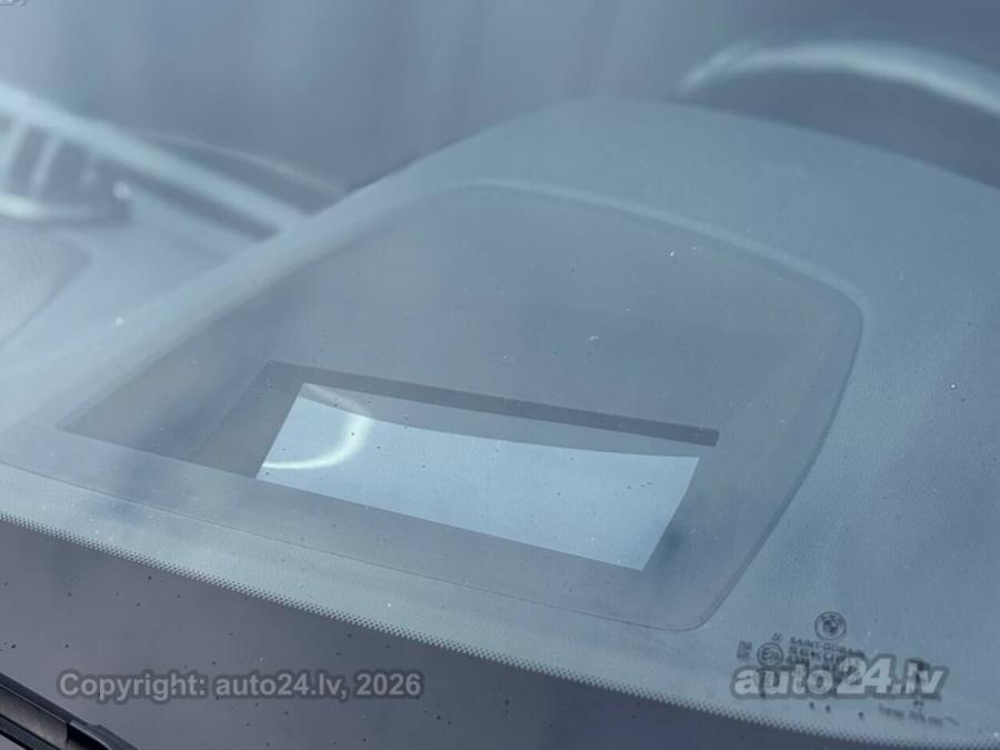 BMW 3 Series 2019 in Narva, with an engine capacity of 2.00 L and mileage of 137 thousand km for 23500 €, photo 14 on AUTOMOTO.COM.LV