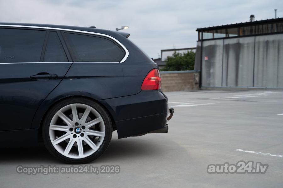 BMW 3 Series 2005 Tallina, ar dzinēja tilpumu 3.00 L un nobraukumu 337 tūkst. km par 4499 €, foto 5 vietnē AUTOMOTO.COM.LV
