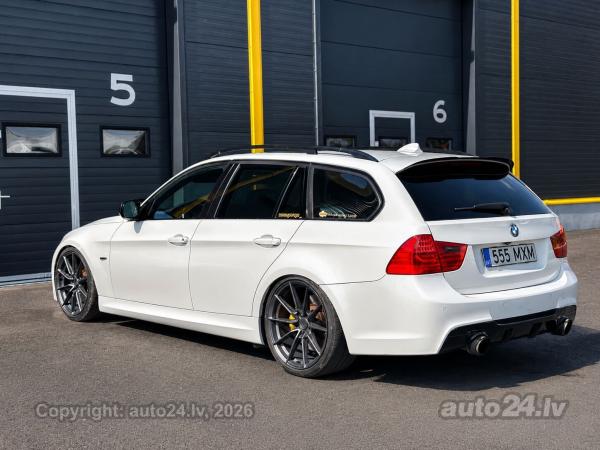 BMW 3 Series 2009 Jehvi, ar dzinēja tilpumu 3.00 L un nobraukumu 379 tūkst. km par 16490 €, foto 2 vietnē AUTOMOTO.COM.LV