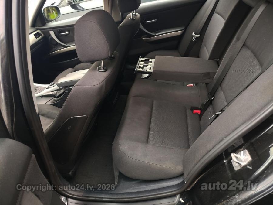 BMW 3 Series 2011 Tallina, ar dzinēja tilpumu 2.00 L un nobraukumu 305 tūkst. km par 6400 €, foto 13 vietnē AUTOMOTO.COM.LV