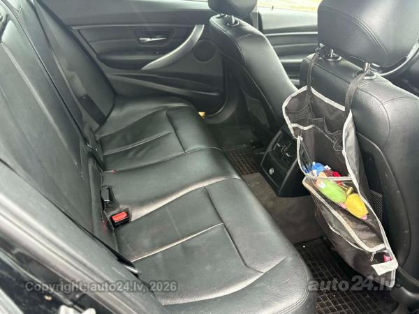 BMW 3 Series 2015 in Narva, with an engine capacity of 3.00 L and mileage of 360 thousand km for 9990 €, photo 10 on AUTOMOTO.COM.LV