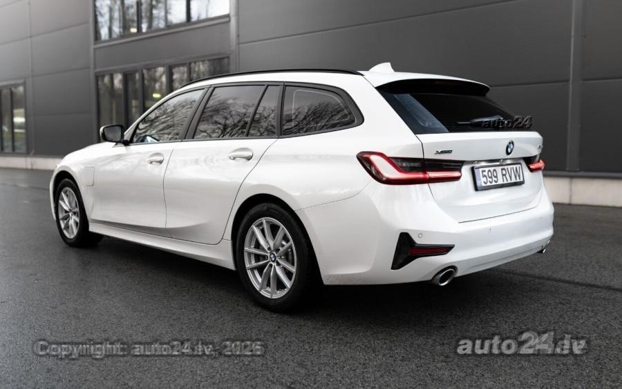 BMW 3 Series 2021 Tallina, ar dzinēja tilpumu 2.00 L un nobraukumu 80 tūkst. km par 22900 €, foto 6 vietnē AUTOMOTO.COM.LV