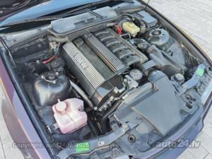 Violets BMW 3 Series 1993 Hāpsalu, ar dzinēja tilpumu 2.50 L un nobraukumu 310 tūkst. km par 7000 €, foto 11 vietnē AUTOMOTO.COM.LV