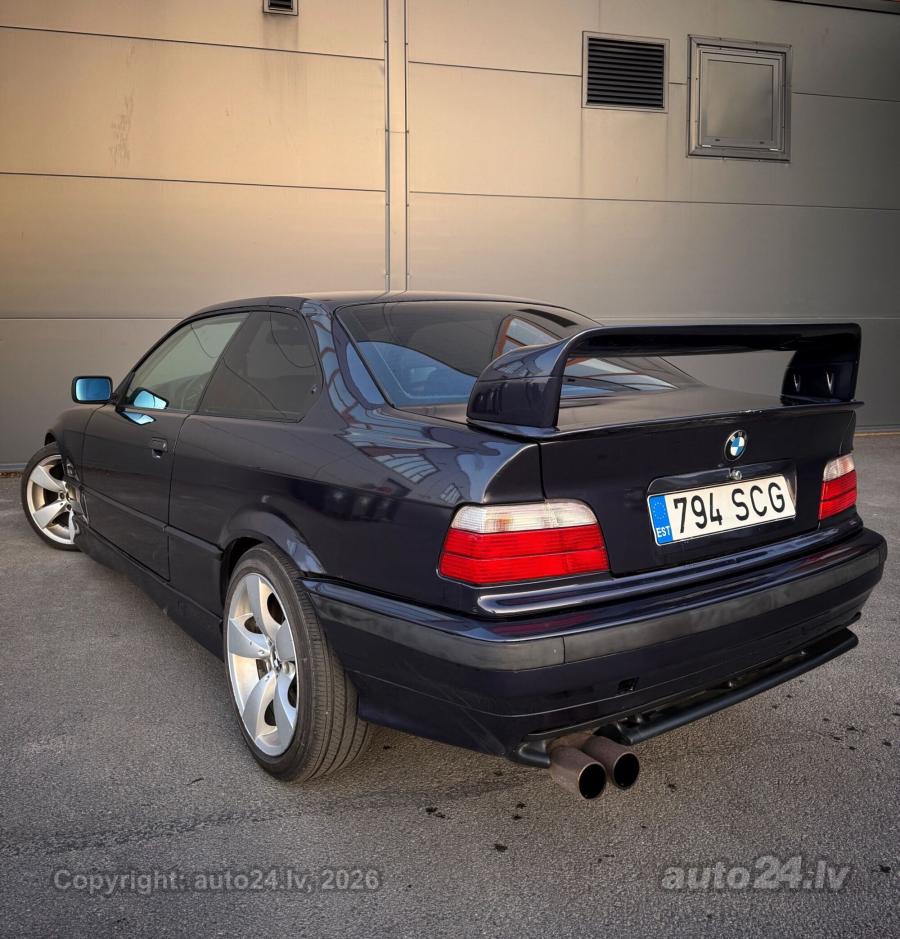 Violets BMW 3 Series 1995 Tallina, ar dzinēja tilpumu 2.80 L un nobraukumu 300 tūkst. km par 7000 €, foto 3 vietnē AUTOMOTO.COM.LV