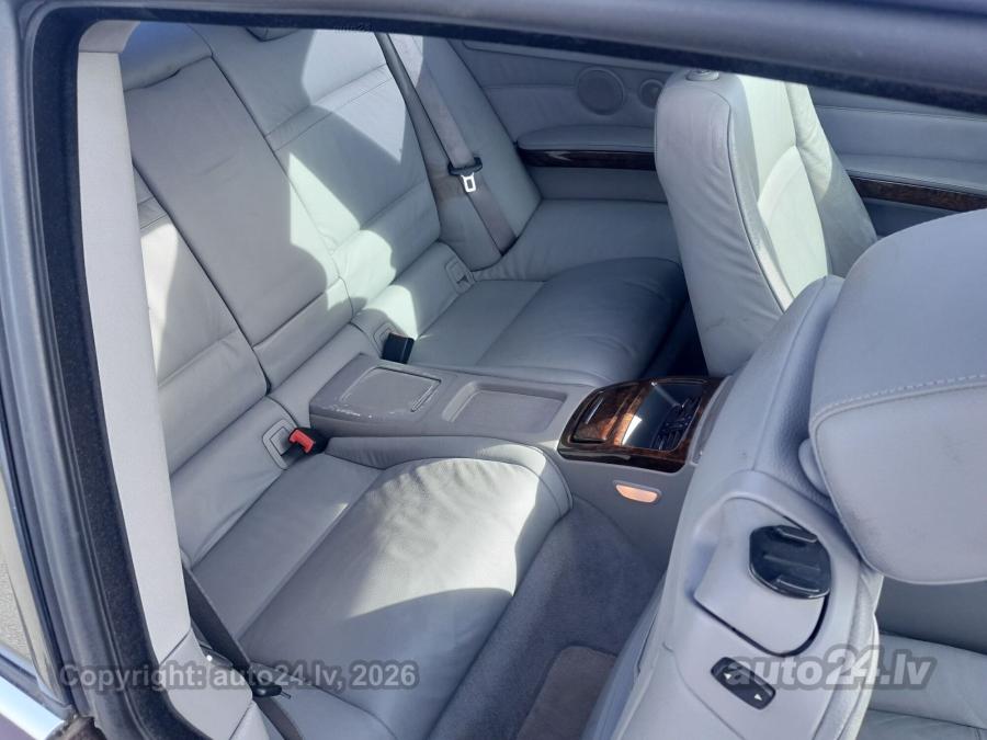 Violet BMW 3 Series 2007 in Tallinn, with an engine capacity of 3.00 L and mileage of 218 thousand km for 10500 €, photo 7 on AUTOMOTO.COM.LV