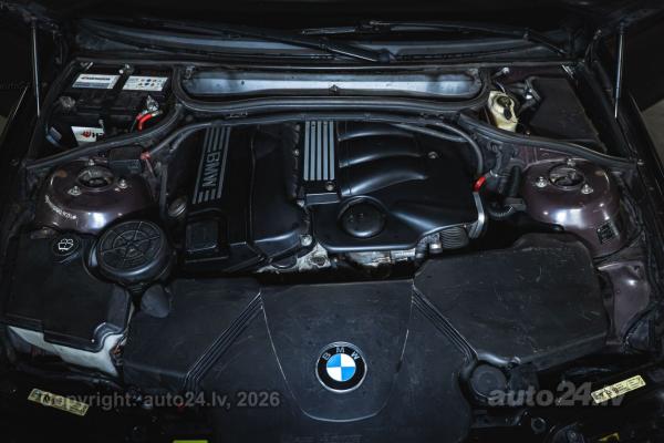 Violets BMW 3 Series 2002 Tallina, ar dzinēja tilpumu 1.80 L un nobraukumu 231 tūkst. km par 2399 €, foto 11 vietnē AUTOMOTO.COM.LV
