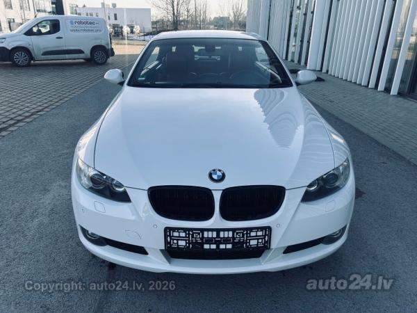 Balts BMW 3 Series 2008 Tallina, ar dzinēja tilpumu 2.00 L un nobraukumu 165 tūkst. km par 8888 €, foto 4 vietnē AUTOMOTO.COM.LV