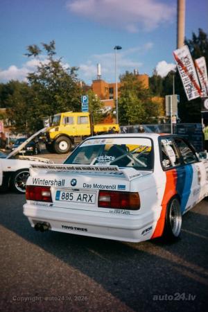 White BMW 3 Series 1991 in Rapla, with an engine capacity of 3.00 L and mileage of 354 thousand km for 23500 €, photo 11 on AUTOMOTO.COM.LV