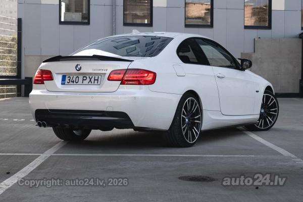 White BMW 3 Series 2010 in Tallinn, with an engine capacity of 3.00 L and mileage of 370 thousand km for 18000 €, photo 4 on AUTOMOTO.COM.LV