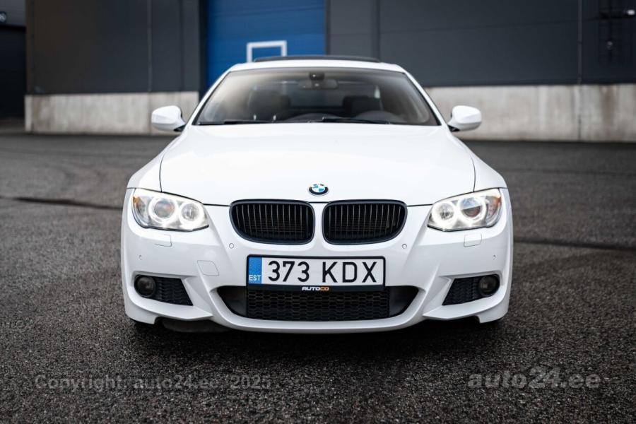 Balts BMW 3 Series 2011 Tallina, ar dzinēja tilpumu 3.00 L un nobraukumu 259 tūkst. km par 9800 €, foto 8 vietnē AUTOMOTO.COM.LV