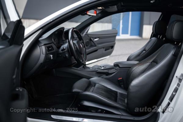Balts BMW 3 Series 2011 Tallina, ar dzinēja tilpumu 3.00 L un nobraukumu 259 tūkst. km par 9800 €, foto 11 vietnē AUTOMOTO.COM.LV