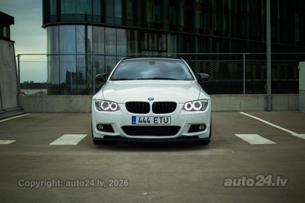 Balts BMW 3 Series 2013 Tallina, ar dzinēja tilpumu 2.00 L un nobraukumu 211 tūkst. km par 14900 €, foto 2 vietnē AUTOMOTO.COM.LV