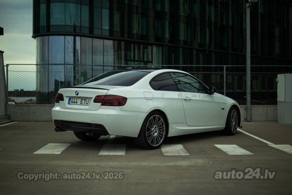 Balts BMW 3 Series 2013 Tallina, ar dzinēja tilpumu 2.00 L un nobraukumu 211 tūkst. km par 14900 €, foto 5 vietnē AUTOMOTO.COM.LV