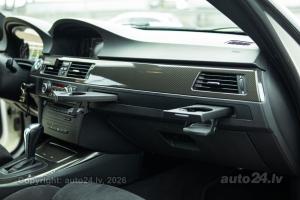 White BMW 3 Series 2013 in Tallinn, with an engine capacity of 2.00 L and mileage of 211 thousand km for 14900 €, photo 17 on AUTOMOTO.COM.LV