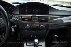 White BMW 3 Series 2013 in Tallinn, with an engine capacity of 2.00 L and mileage of 211 thousand km for 14900 €, photo 24 on AUTOMOTO.COM.LV