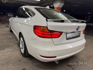 White BMW 3 Series 2014 in Riga, with an engine capacity of 2.00 L and mileage of 243 thousand km for 10900 €, photo 5 on AUTOMOTO.COM.LV