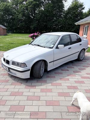 Balts BMW 3 Series 1993 Tallina, ar dzinēja tilpumu 2.00 L un nobraukumu 0 tūkst. km par 6000 €, foto  vietnē AUTOMOTO.COM.LV