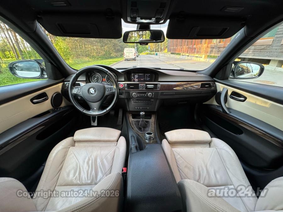 White BMW 3 Series 2008 in Rapla, with an engine capacity of 3.00 L and mileage of 268 thousand km for 12500 €, photo 15 on AUTOMOTO.COM.LV