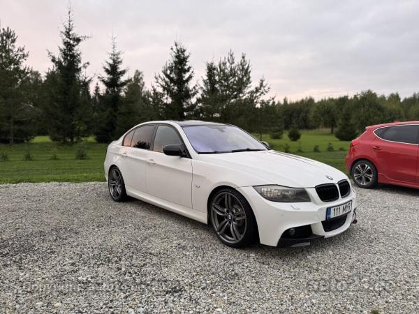 Balts BMW 3 Series 2009 Tallina, ar dzinēja tilpumu 3.00 L un nobraukumu 263 tūkst. km par 12999 €, foto 2 vietnē AUTOMOTO.COM.LV