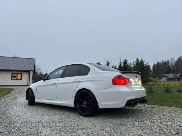 Balts BMW 3 Series 2009 Tallina, ar dzinēja tilpumu 3.00 L un nobraukumu 263 tūkst. km par 12999 €, foto 5 vietnē AUTOMOTO.COM.LV