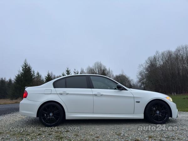 Balts BMW 3 Series 2009 Tallina, ar dzinēja tilpumu 3.00 L un nobraukumu 263 tūkst. km par 12999 €, foto 8 vietnē AUTOMOTO.COM.LV