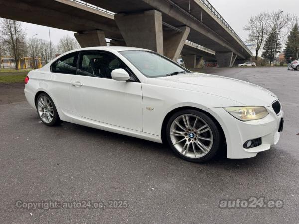 White BMW 3 Series 2013 in Tallinn, with an engine capacity of 2.00 L and mileage of 51 thousand km for 7550 €, photo 1 on AUTOMOTO.COM.LV