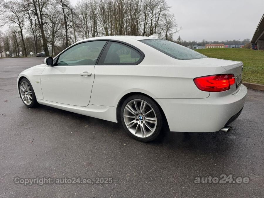 Balts BMW 3 Series 2013 Tallina, ar dzinēja tilpumu 2.00 L un nobraukumu 51 tūkst. km par 7550 €, foto 4 vietnē AUTOMOTO.COM.LV