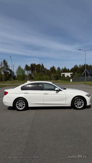Balts BMW 3 Series 2013 Tallina, ar dzinēja tilpumu 1.60 L un nobraukumu 179 tūkst. km par 14000 €, foto 5 vietnē AUTOMOTO.COM.LV