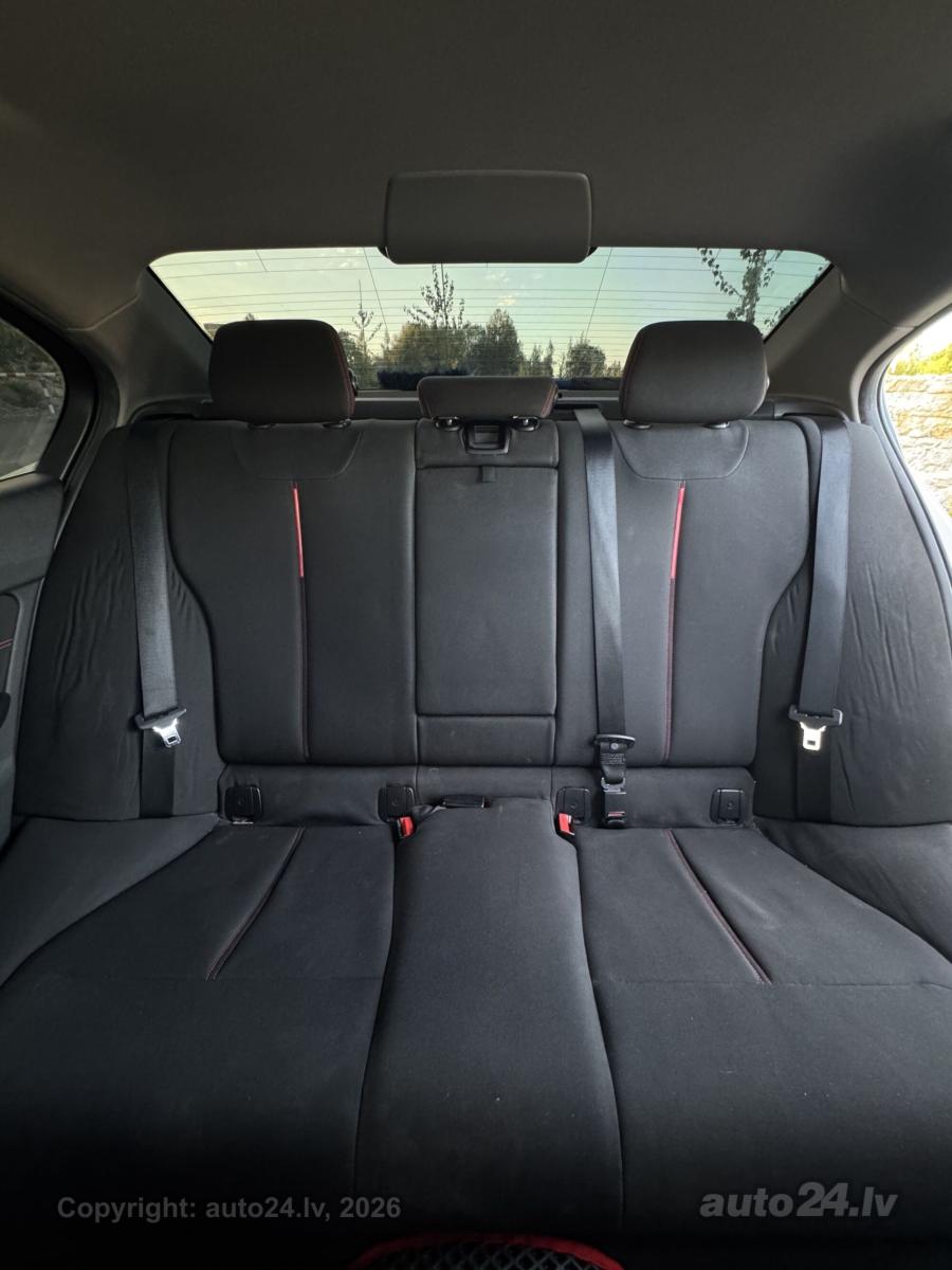 Balts BMW 3 Series 2015 Tallina, ar dzinēja tilpumu 2.00 L un nobraukumu 21 tūkst. km par 9799 €, foto 10 vietnē AUTOMOTO.COM.LV