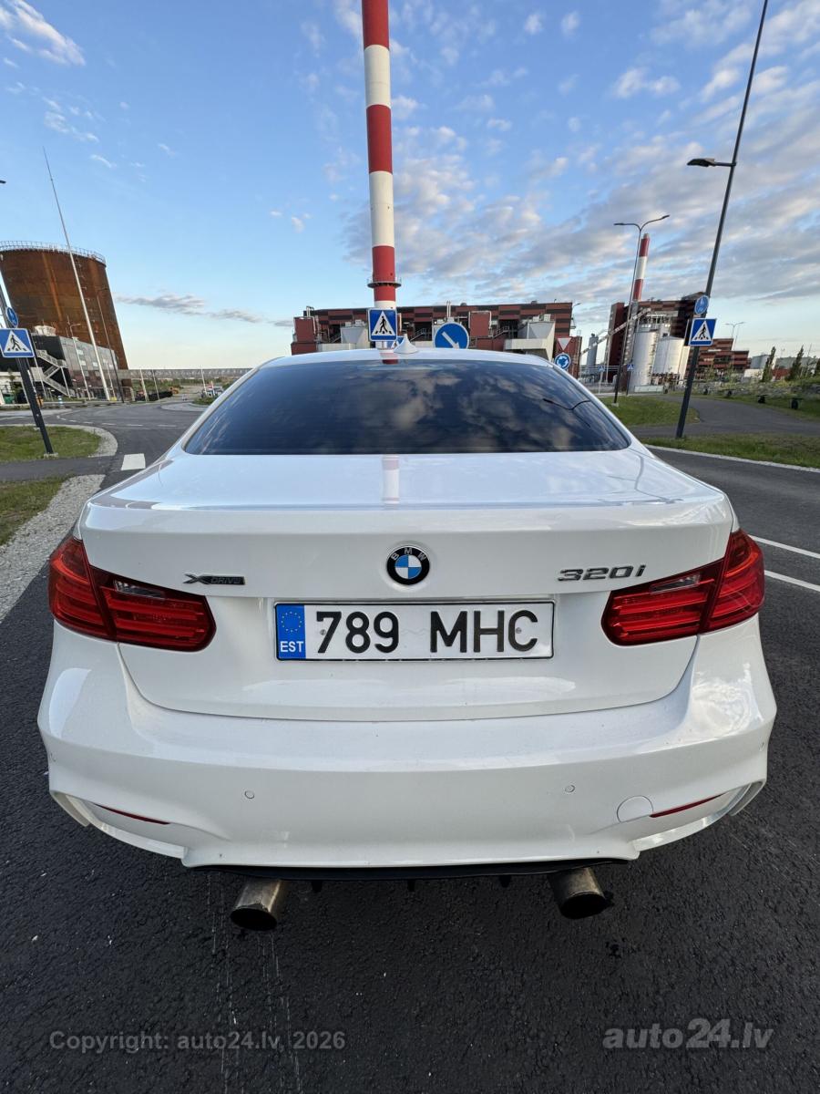 Balts BMW 3 Series 2015 Tallina, ar dzinēja tilpumu 2.00 L un nobraukumu 21 tūkst. km par 9799 €, foto 11 vietnē AUTOMOTO.COM.LV