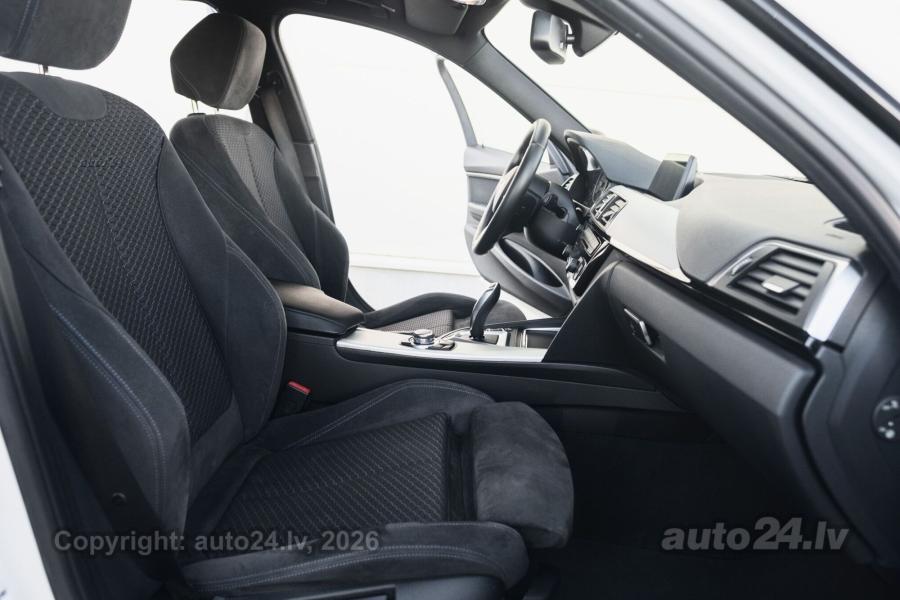 White BMW 3 Series 2016 in Tallinn, with an engine capacity of 2.00 L and mileage of 190 thousand km for 14999 €, photo 11 on AUTOMOTO.COM.LV