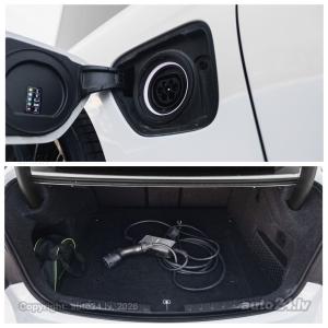 White BMW 3 Series 2016 in Tallinn, with an engine capacity of 2.00 L and mileage of 190 thousand km for 14999 €, photo 13 on AUTOMOTO.COM.LV