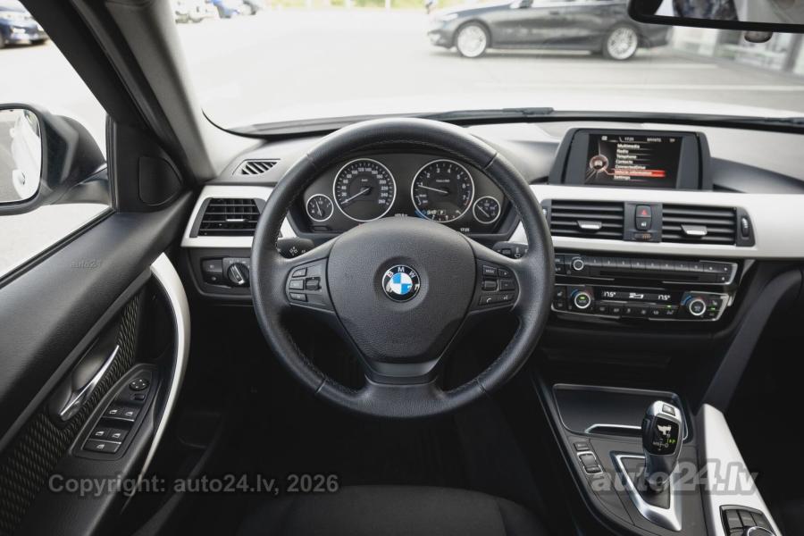 White BMW 3 Series 2016 in Tartu, with an engine capacity of 1.50 L and mileage of 66 thousand km for 17900 €, photo 11 on AUTOMOTO.COM.LV