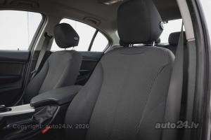 White BMW 3 Series 2016 in Tartu, with an engine capacity of 1.50 L and mileage of 66 thousand km for 17900 €, photo 13 on AUTOMOTO.COM.LV